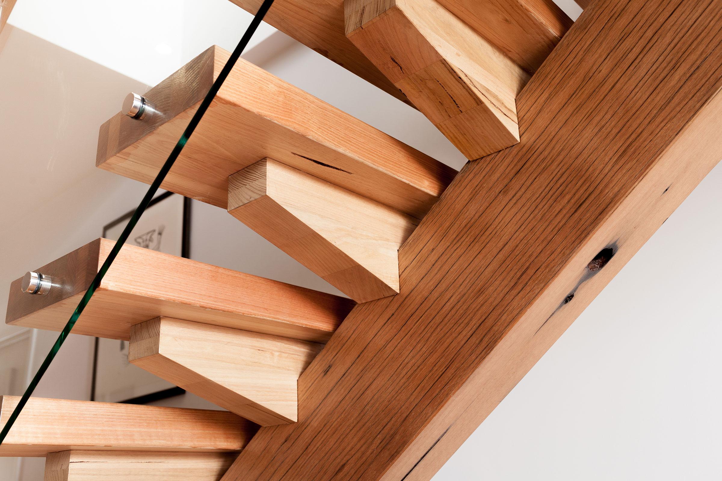 Timber stairs with recycled stringer | Just Stairs